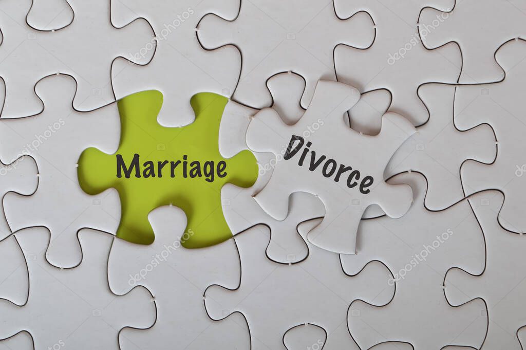 Rompecabezas con texto El matrimonio y el divorcio son conceptos ...