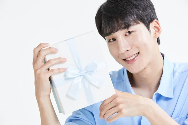 Flot Koreansk Ung Mand 'Erne Iført Moderne Hanbok Iført Hanbok ...