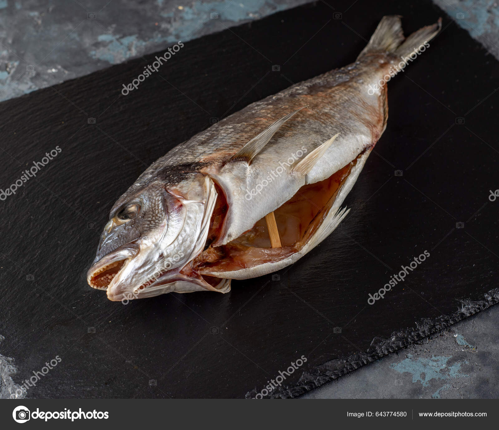 Pescado Salado Seco Dorada Aperitivo Pescado Para Cerveza Carbonero ...