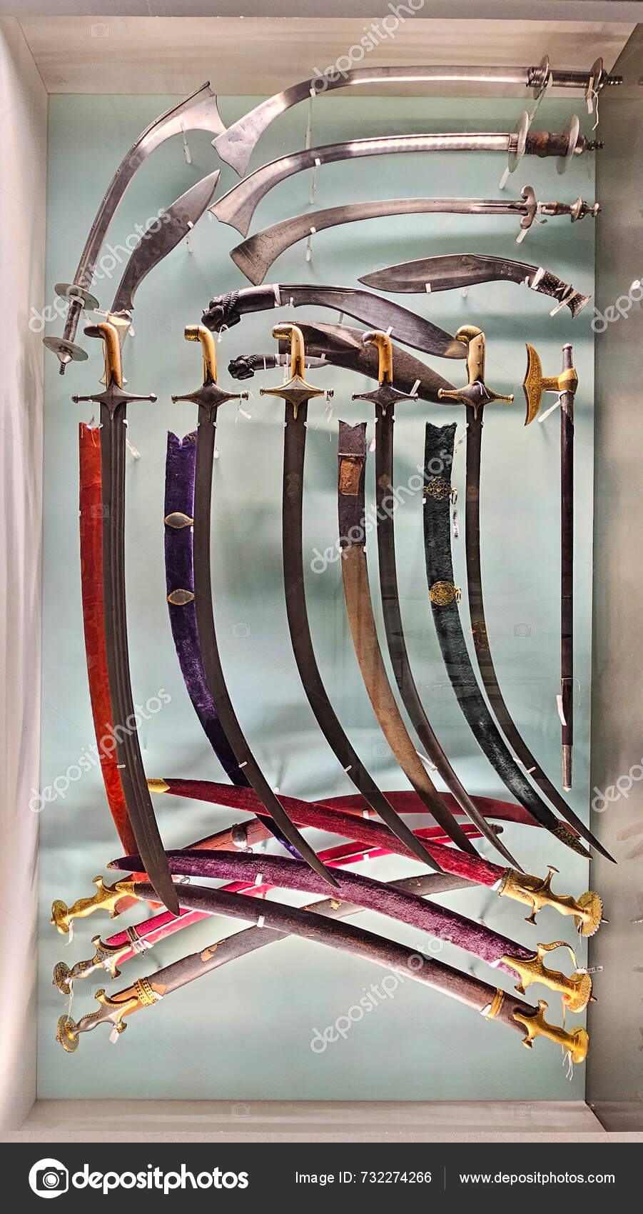 Picture Armor Different Weapon Spear Indian Katar Dagger Thalwar Knifes ...