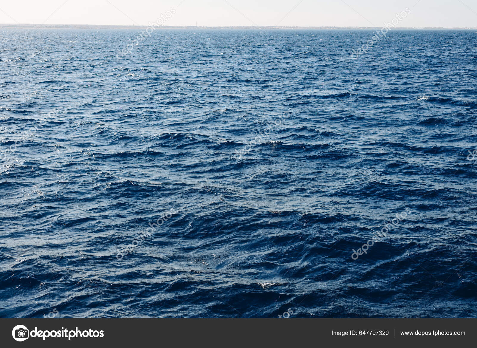 Blue Sea Background Design Wallpaper — Stock Photo © HudzykStock #647797320