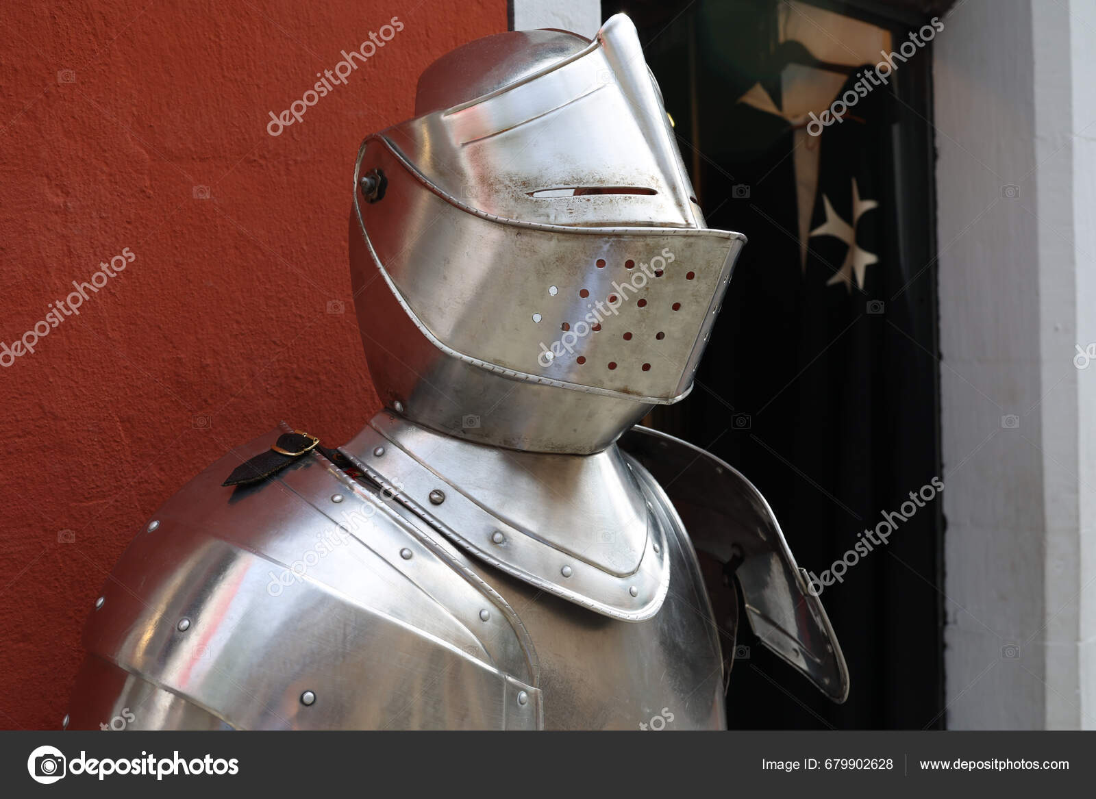 Metal Armor Medieval Knight Warrior — Stock Photo © Malleo #679902628