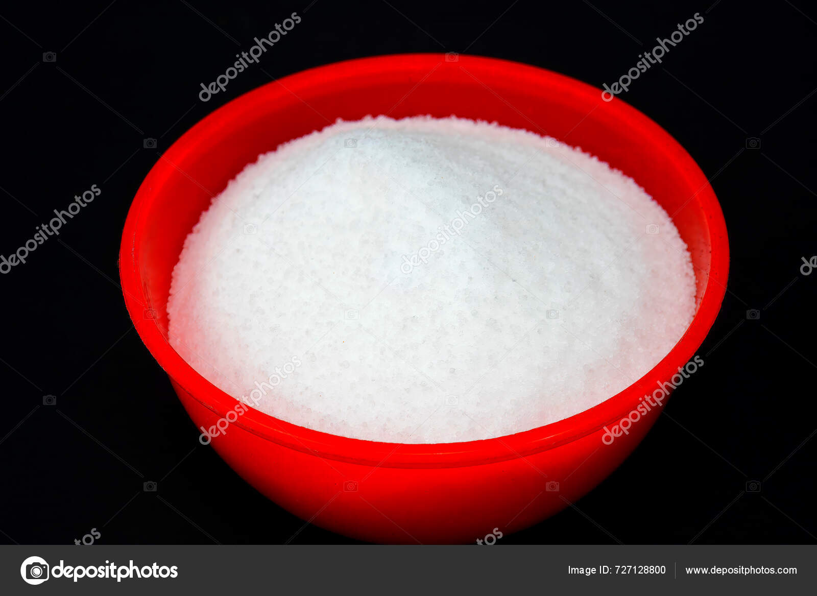 Salt Red Bowl Isolated Black Background — Stock Photo © lifecarenews ...