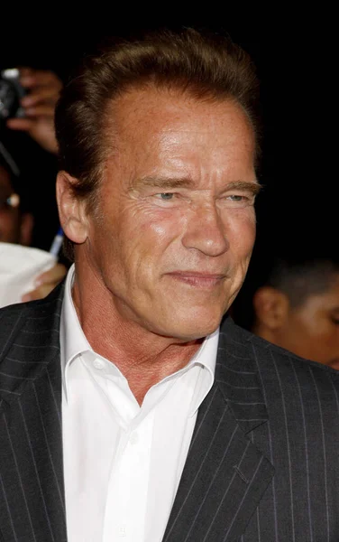 Arnold Schwarzenegger Los Angeles Premiere Expendables Held Grauman ...