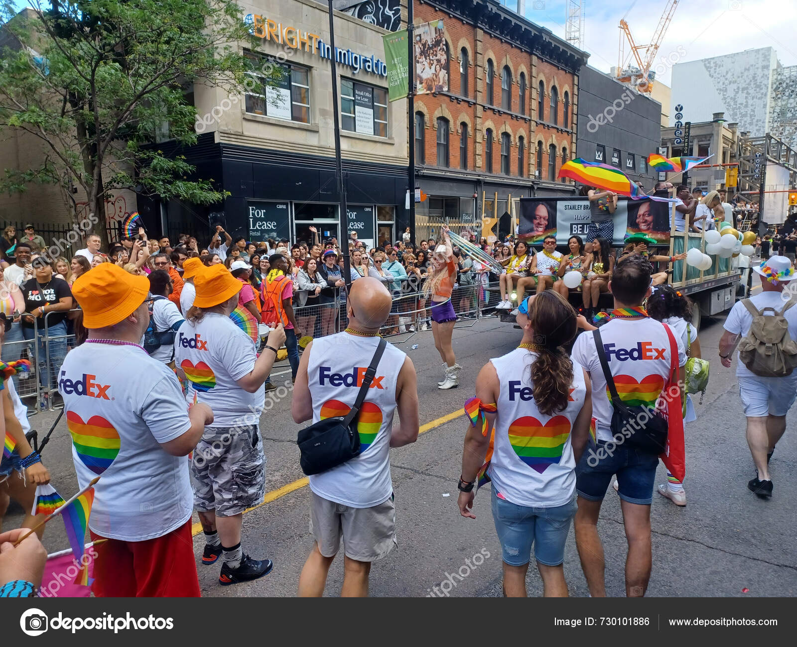 Toronto Canadá Junio 2024 Los Pueblos Participan Desfile Anual Del ...