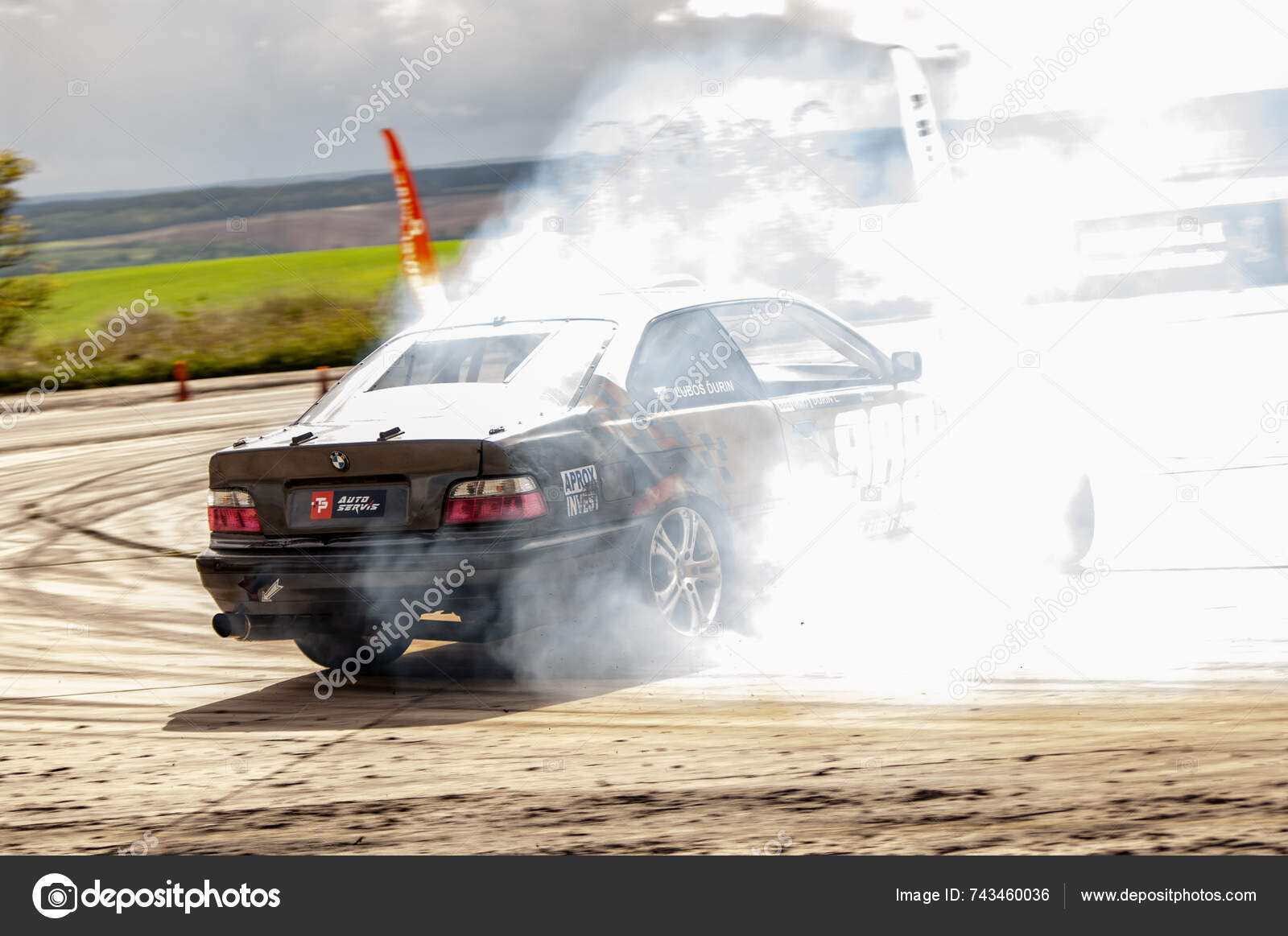 Car Racing Smoke Road Evening — Stock Editorial Photo © V8studio #743460036