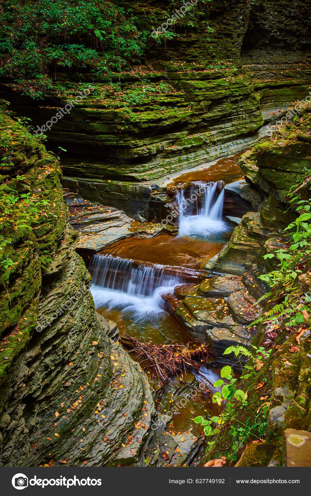 Image Mossy Layers Rocks Canyon Surround Simple River Layers Waterfalls ...