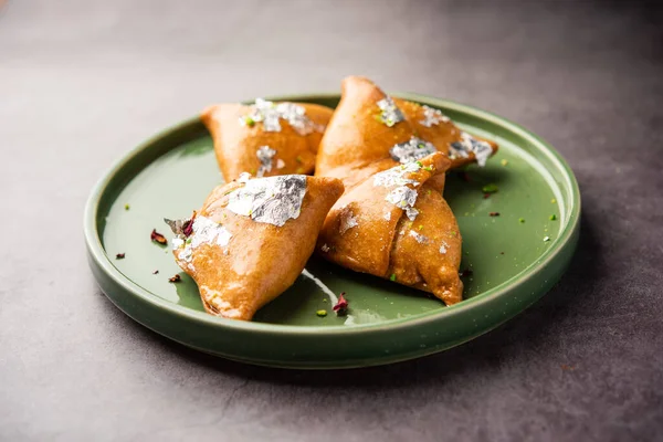 Indian food samosa Stock Photos, Royalty Free Indian food samosa Images ...