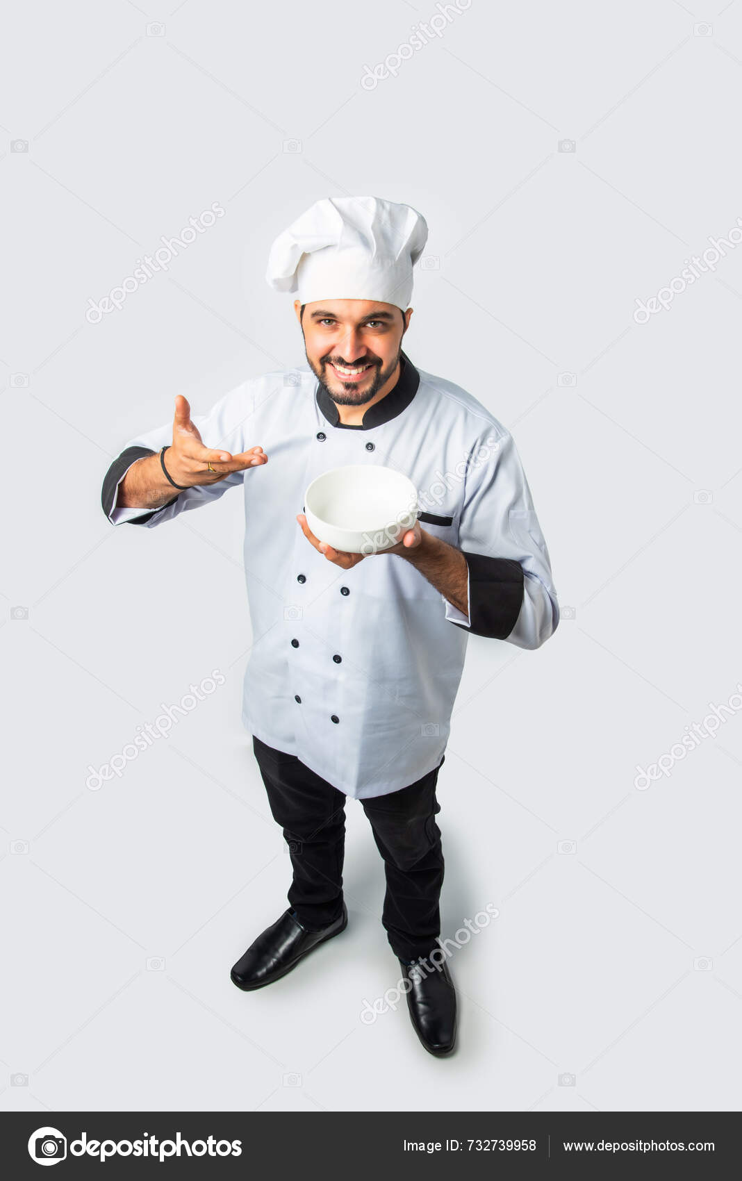 Indian Asian Chef Professional Cook Empty Terracotta Pot Handi Plate ...