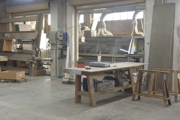 Factory desk Stock Photos, Royalty Free Factory desk Images | Depositphotos