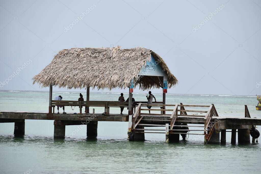 Pigeon Point, Tobago - 12 de julio de 2022 - El icónico Jetty en el ...