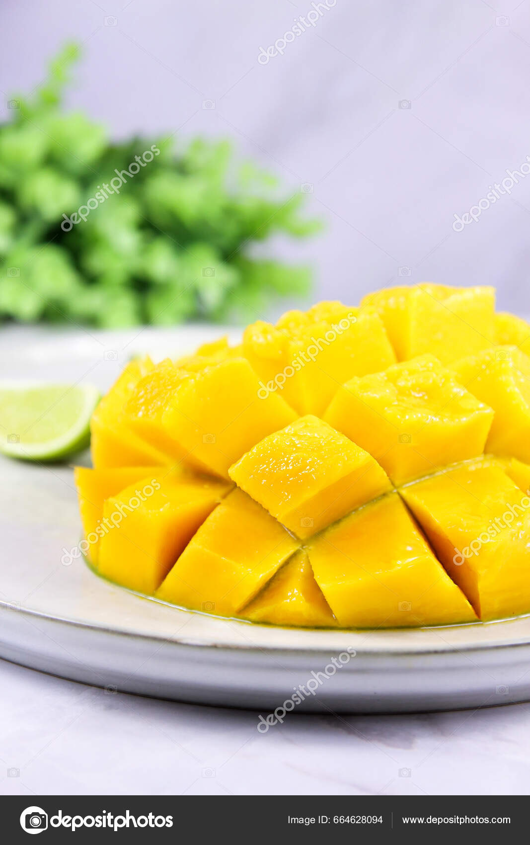 Mango Sliced Cubes Close Yellow Mango Cut Cubes Close Lime — Stock ...