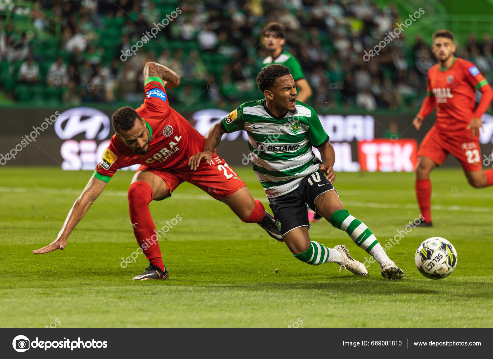 Joao Afonso Duel Marcus Edwards Liga Portugal 2022 Game Sporting ...