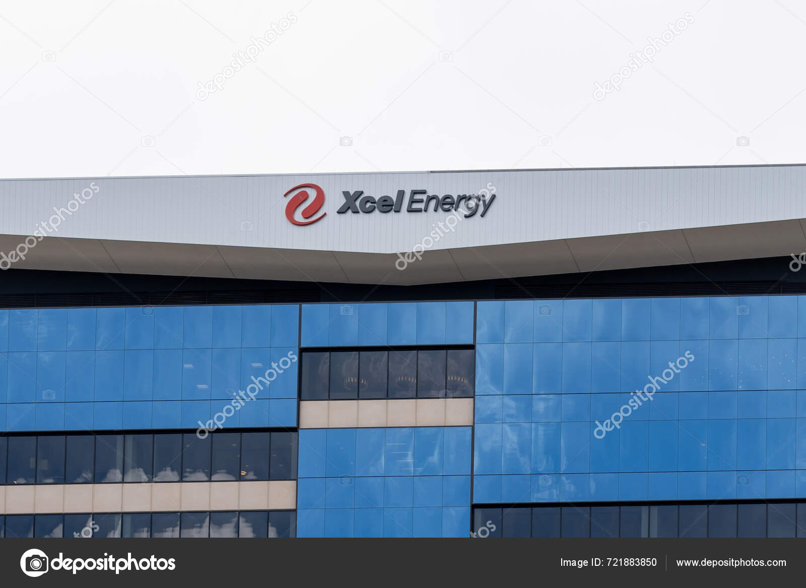 Oficina Xcel Energy Denver Colorado Mayo 2023 Xcel Energy Inc — Foto ...