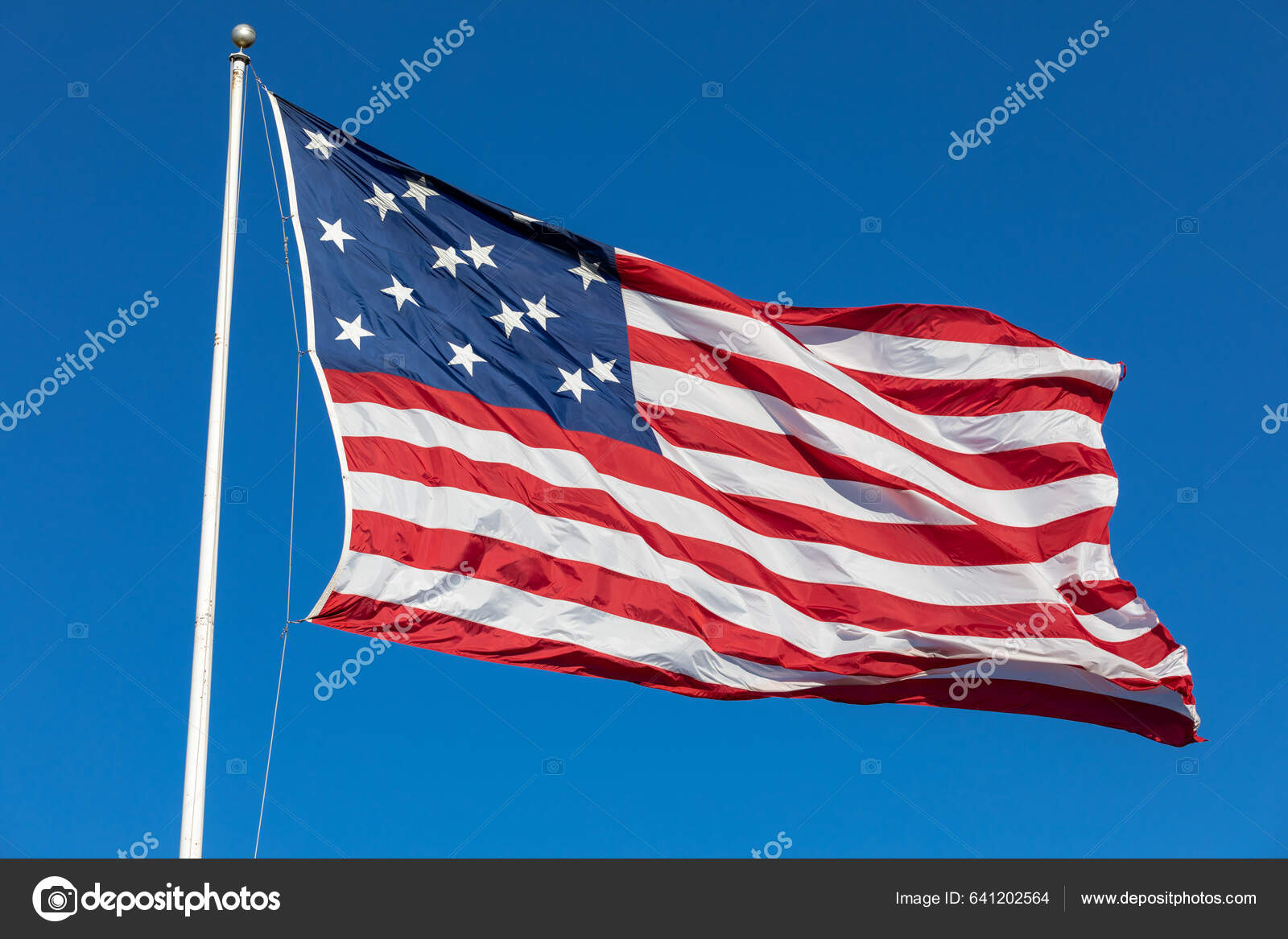 Bandera Estados Unidos Ondeando Fondo Azul Cielo Azul Claro Bandera ...