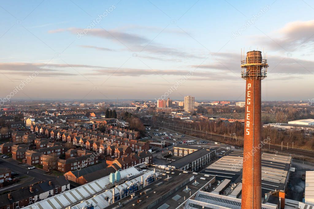 DONCASTER, Reino Unido - 14 de febrero de 2023. Una vista aérea del ...