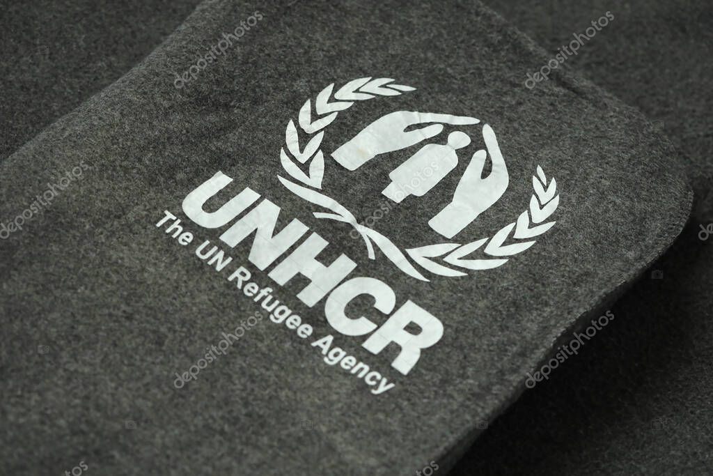 KYIV, UCRANIA - 4 de mayo de 2022 ACNUR El logotipo de la Agencia de ...