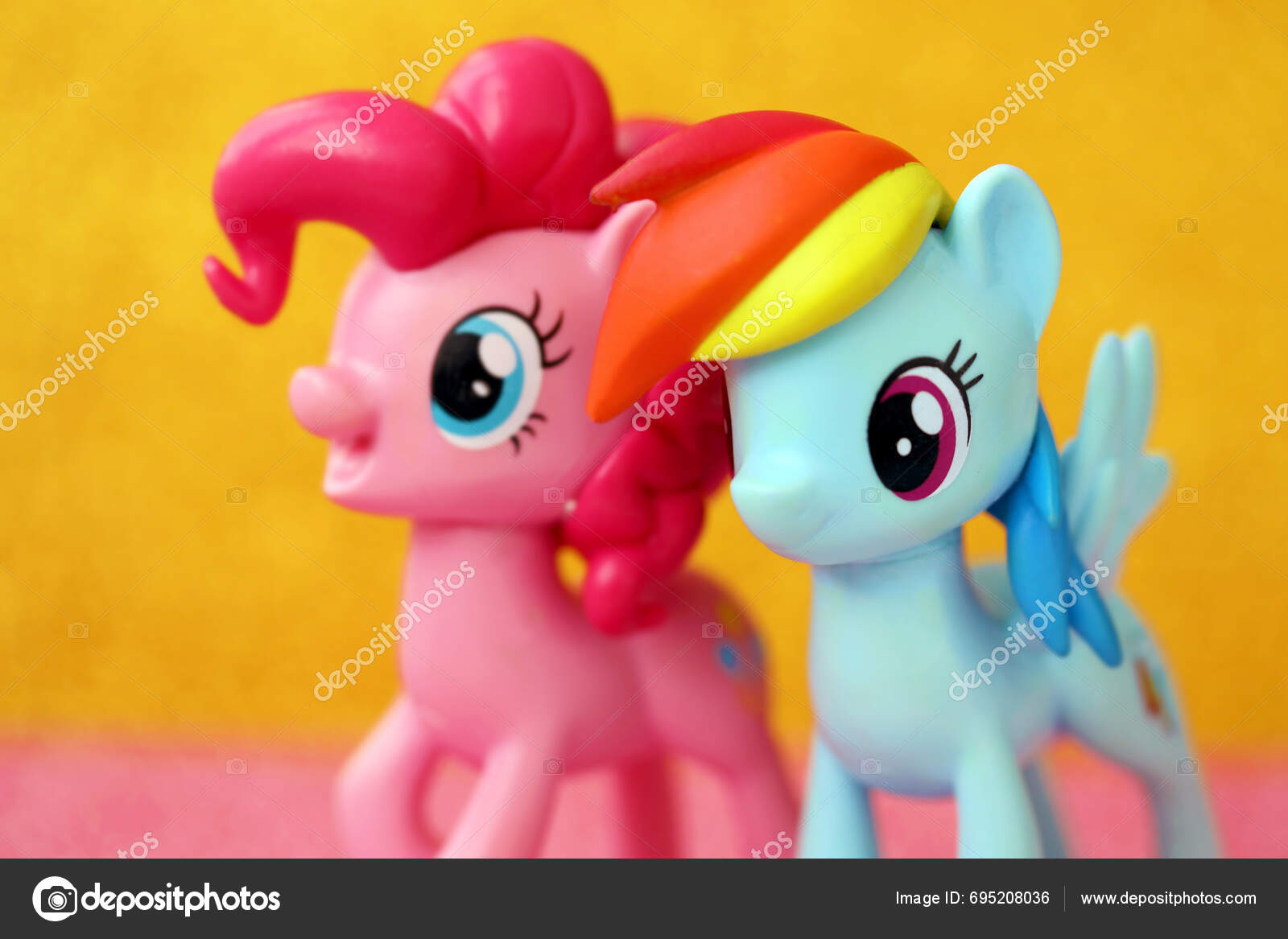 Ternopil Ukraine July 2023 Old Toy Character Little Pony Mlp — Stock ...