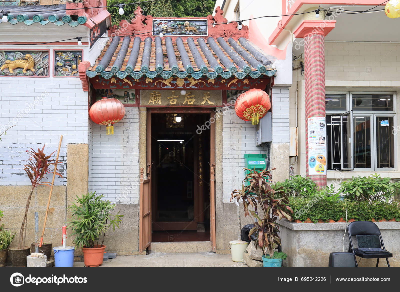 Dec 2023 Temple Tai Hong Kong — Stock Editorial Photo © sameashk.yahoo ...