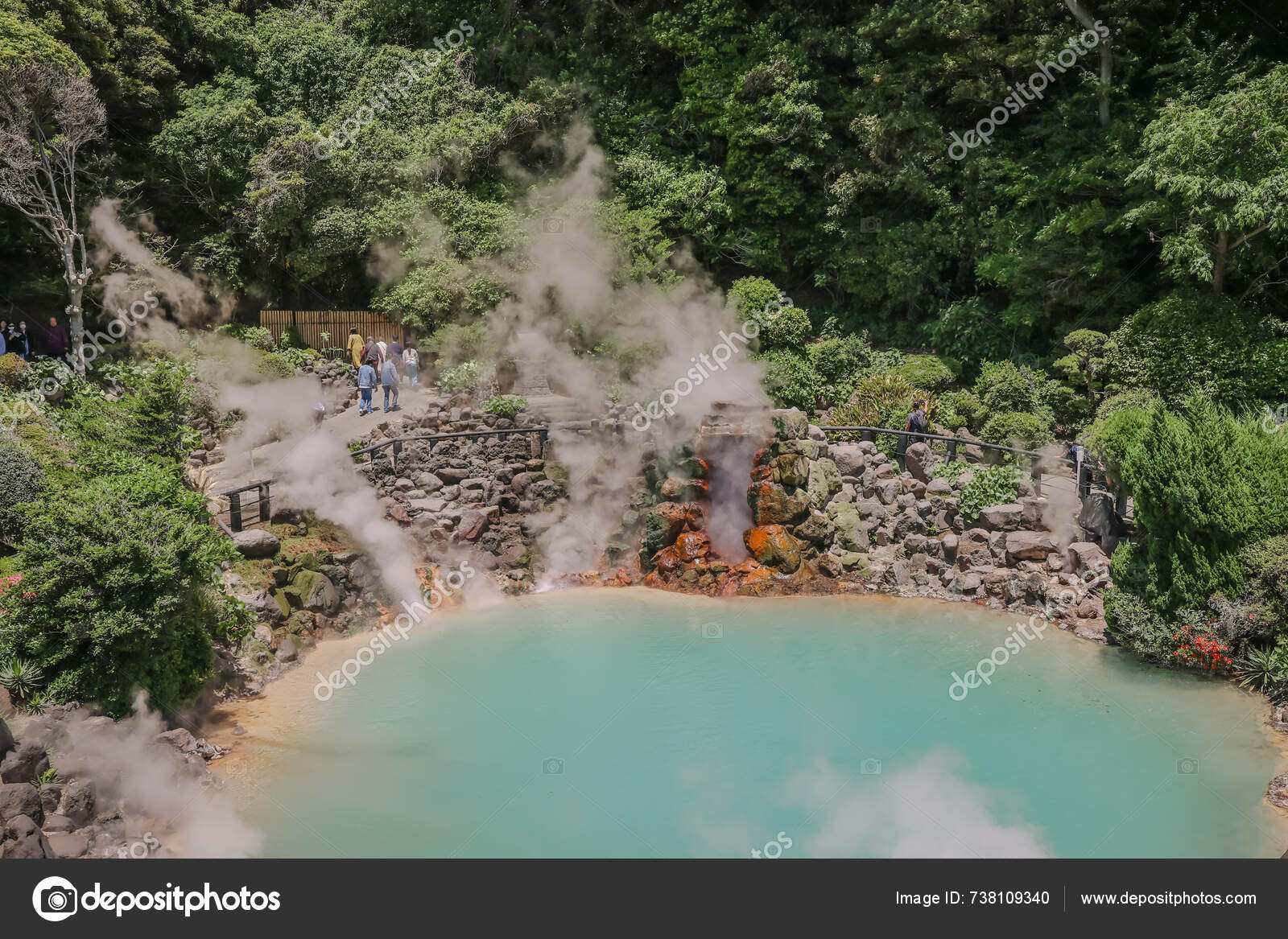 Umi Jigoku Beppu's Captivating Sea Hell Geothermal Wonderland May 2024 — Stock Editorial Photo ...