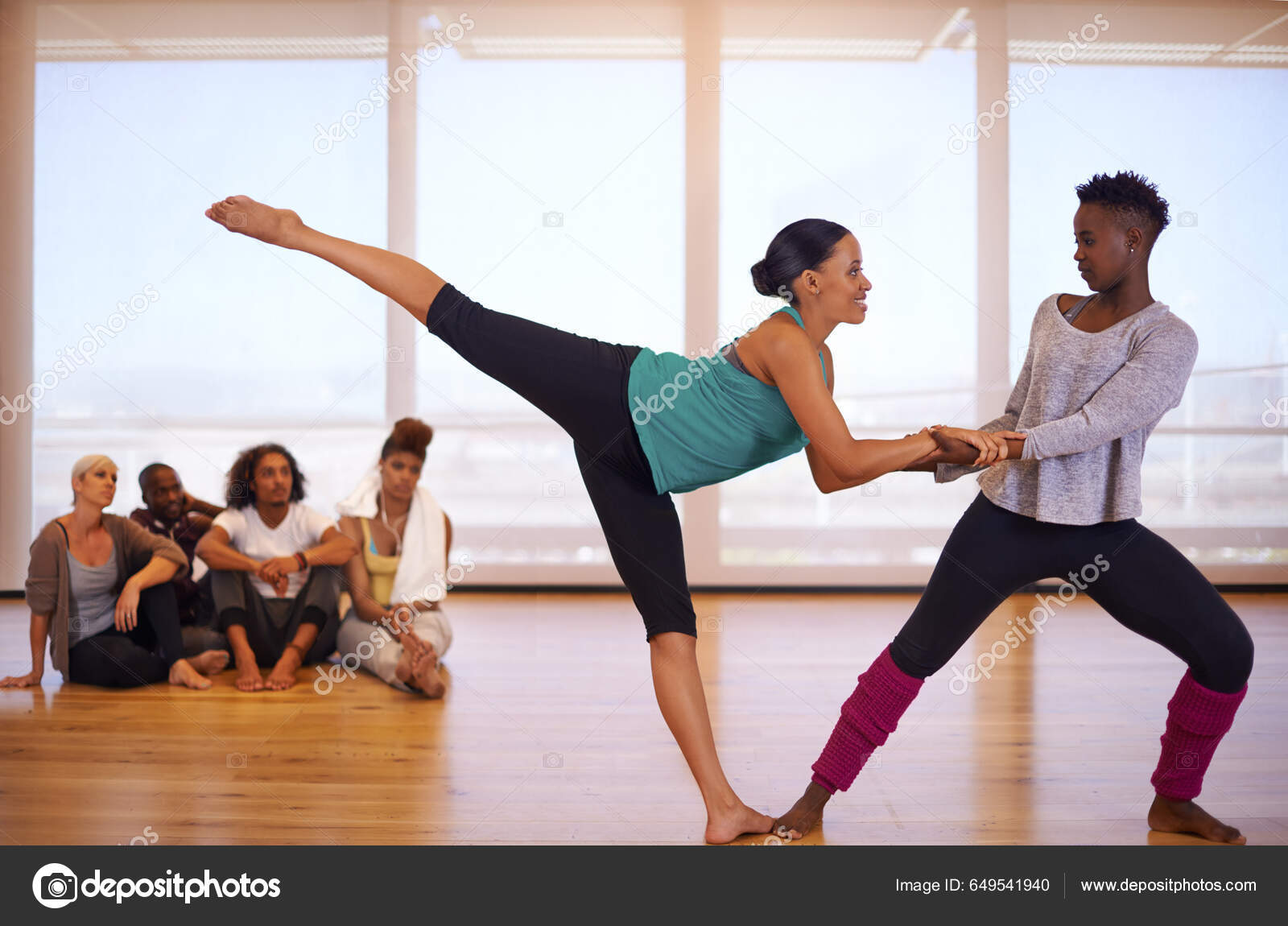 Contemporary Dance Partner Poses