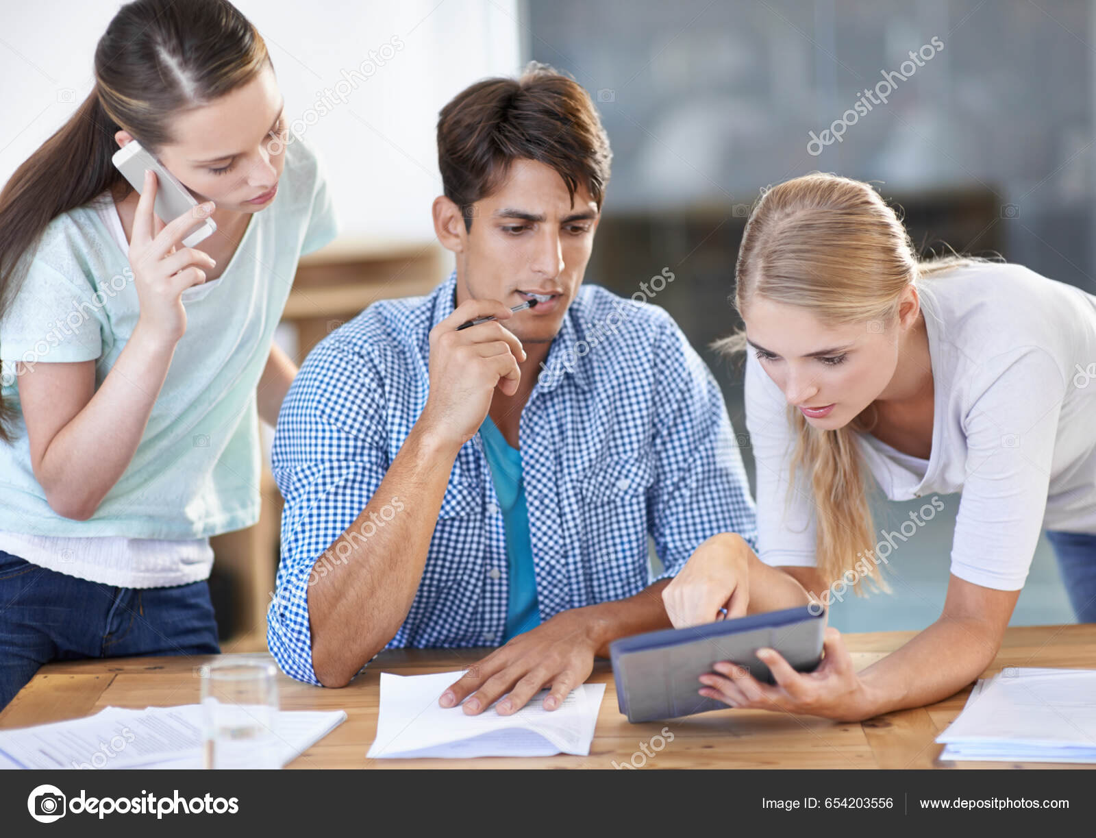 Working Together Meet Your Design Needs Young Editors Working Together ...