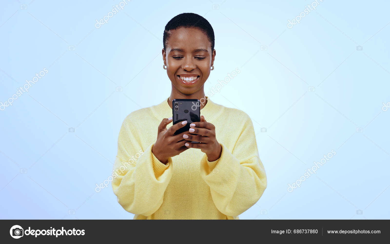 Happy Woman Smile Texting Mobile App Studio Mockup Social Media — Stock ...