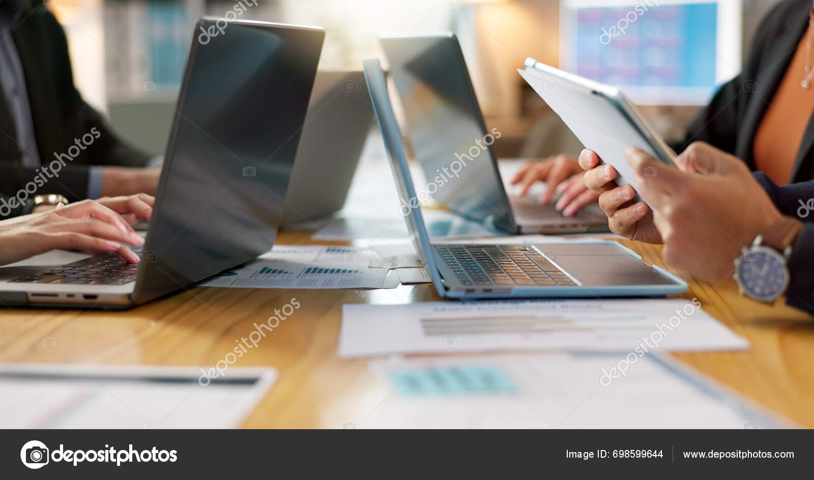 Laptop Tablet Employees Share Information Team Working Project ...