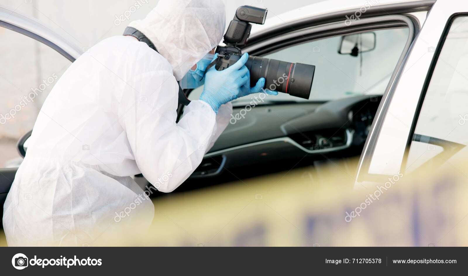Car Crime Scene Forensic Photographer Pictures Evidence Court Working ...