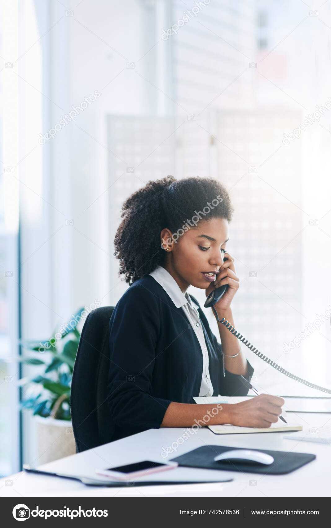 Phone Call Receptionist Black Woman Office Writing Contact Business ...