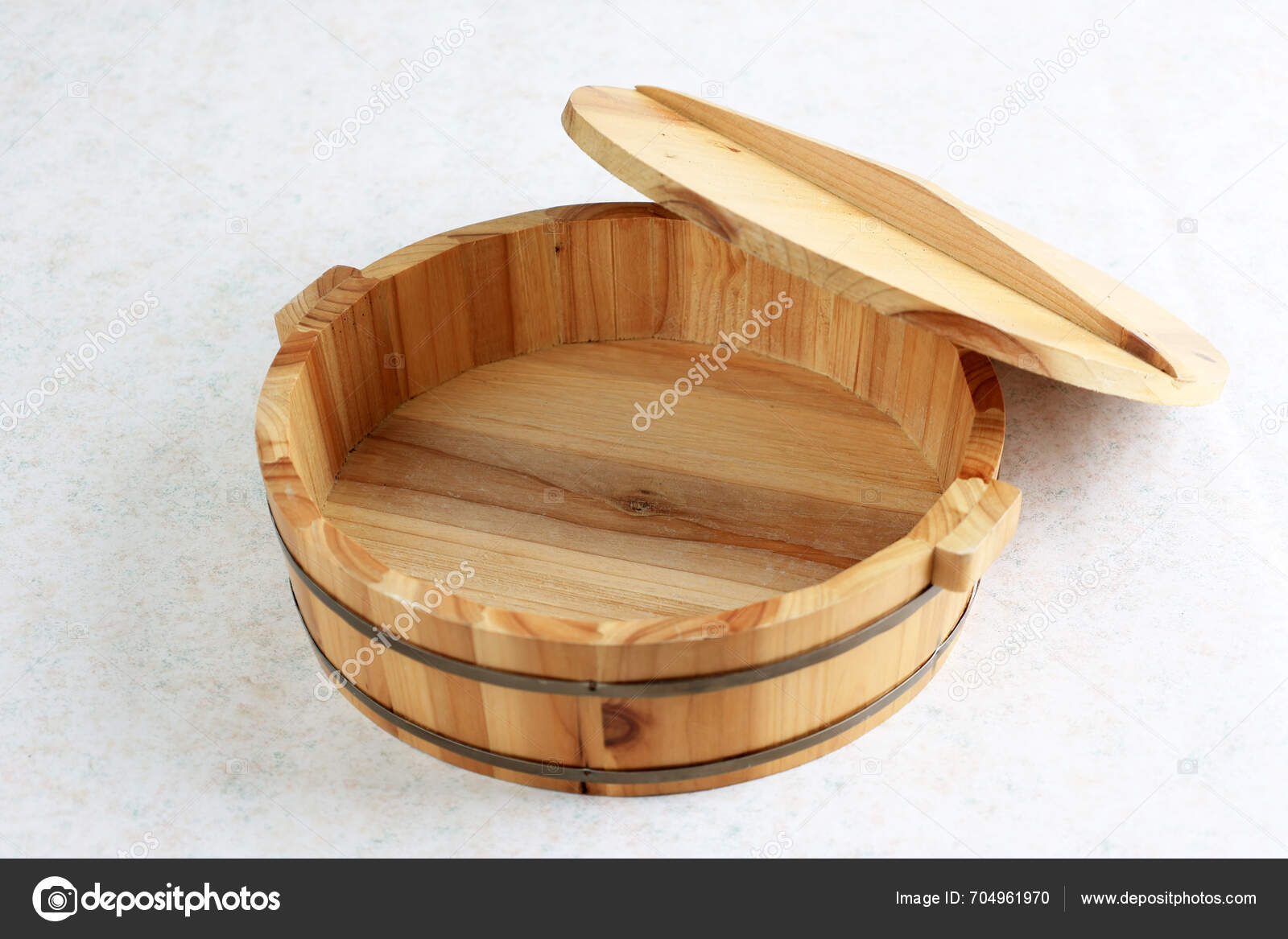 Hangiri Japanese Sushi Rice Bowl Maker Japanese Wooden Bucket — Stock ...