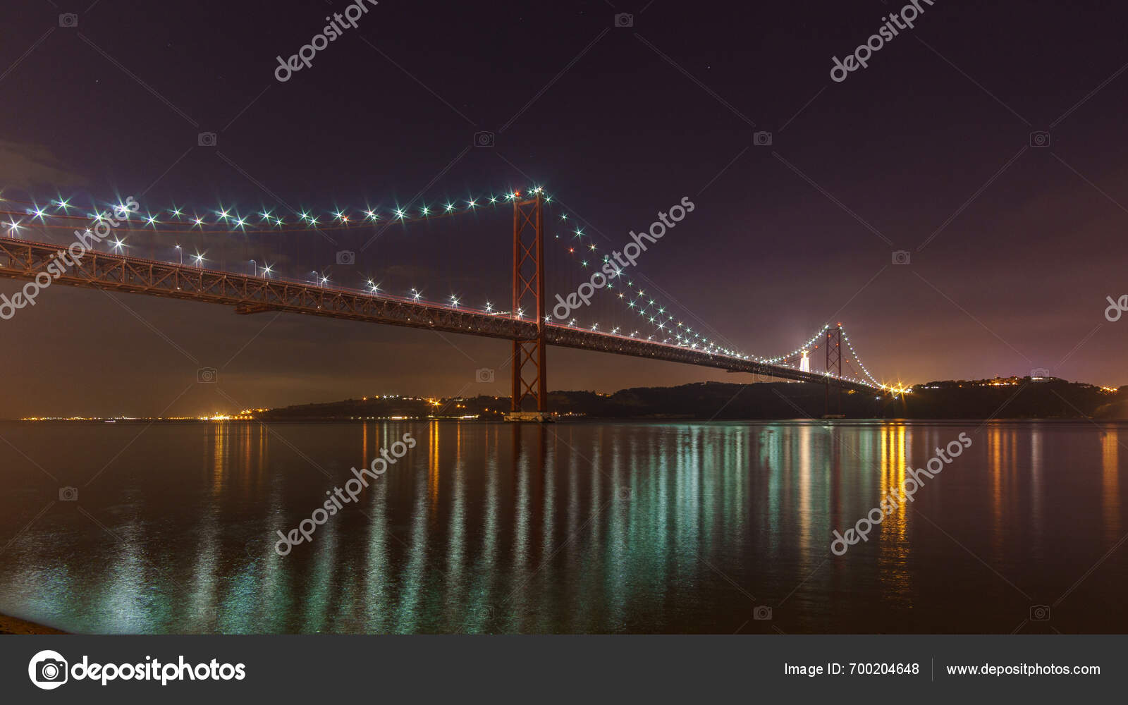 Illuminated Red Bridge Abril Bridge Crossing Tagus River Statue Cristo ...