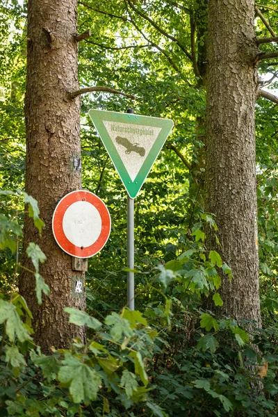 Sign in forest Stock Photos, Royalty Free Sign in forest Images ...