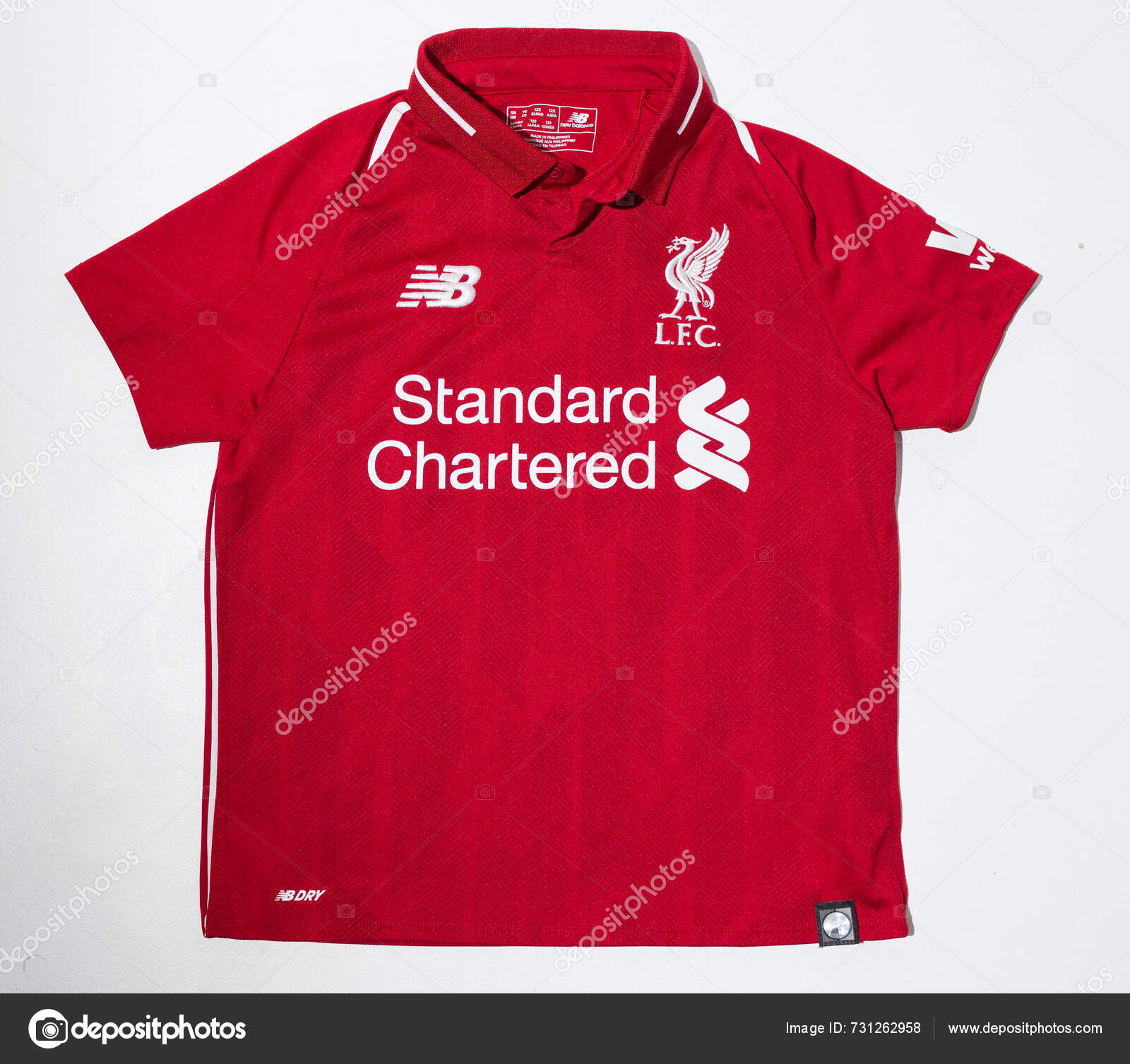 Bath 2020 Liverpool Red Football Home Shirt 2018 2019 Liverpool — Stock ...