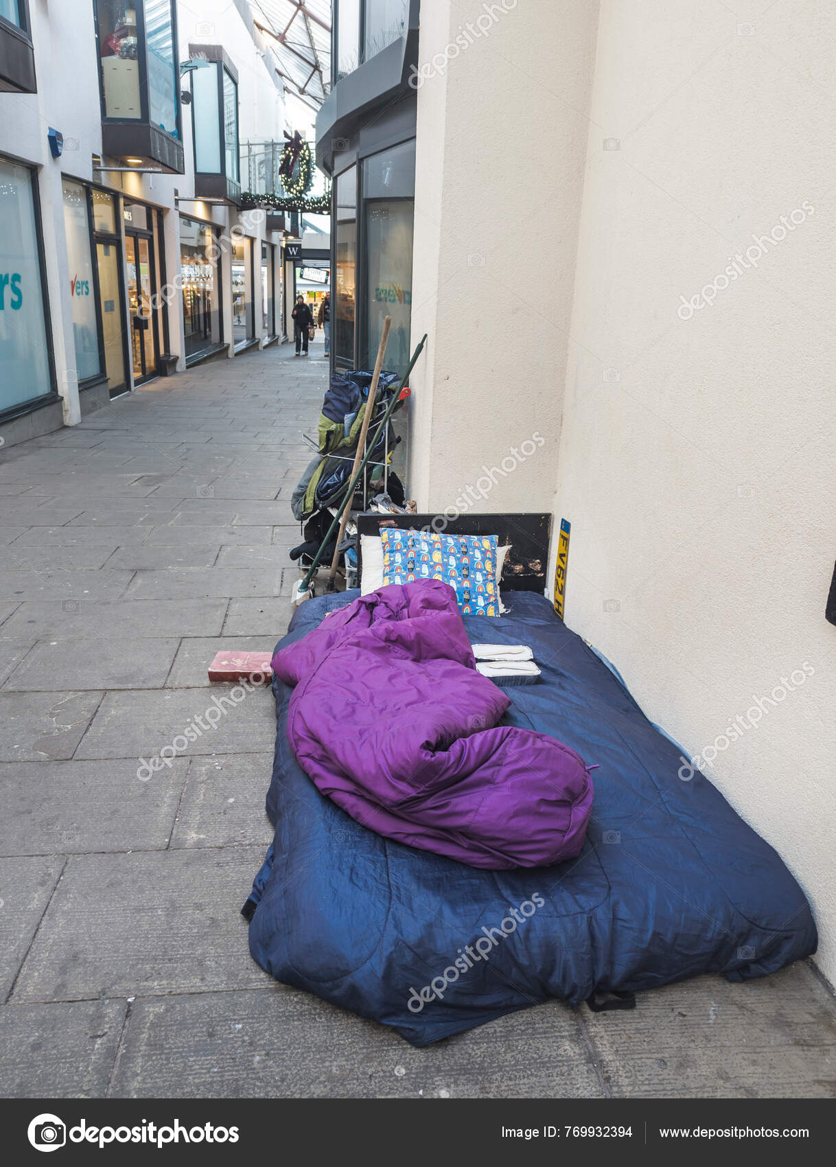 Worcestershire November 2024 Two Young Destitute Adults Few Possessions ...