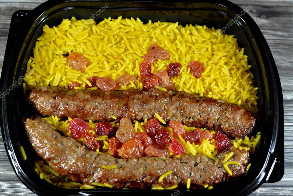 Cocina árabe comida tradicional carne de res Kofta, kebab y tarb kofta ...