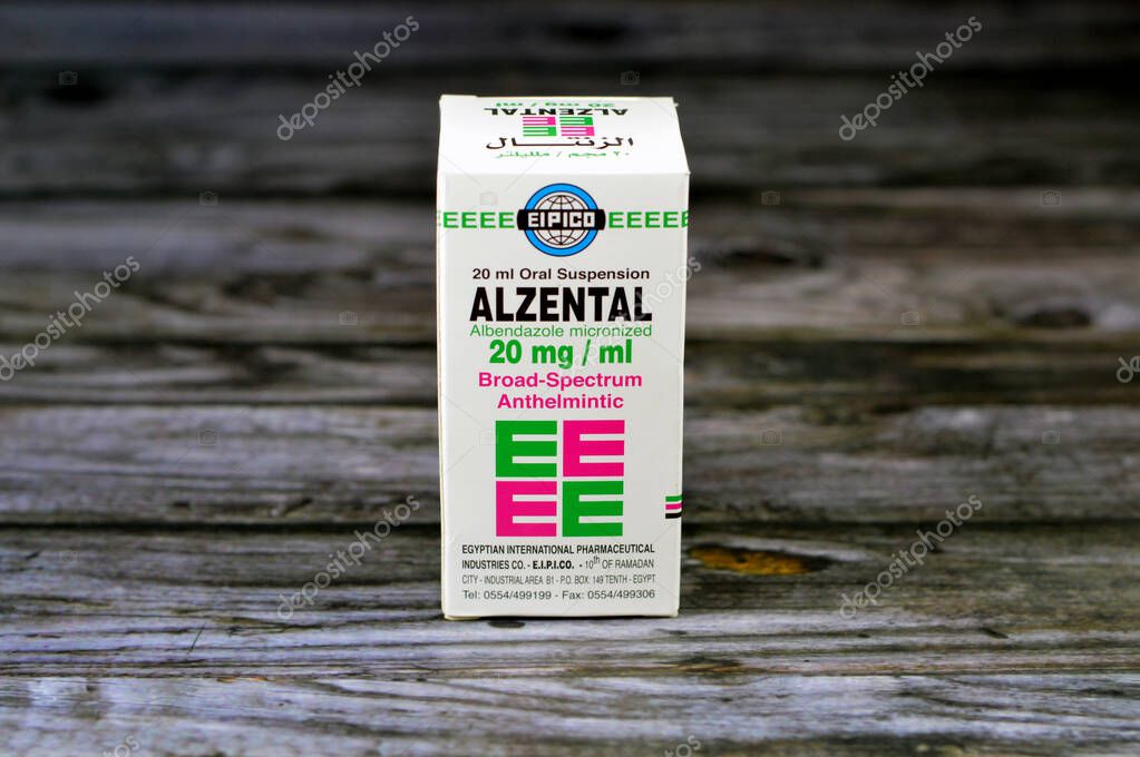 El Cairo, Egipto, 6 de noviembre de 2023: Alzental 20 mg por ml de ...