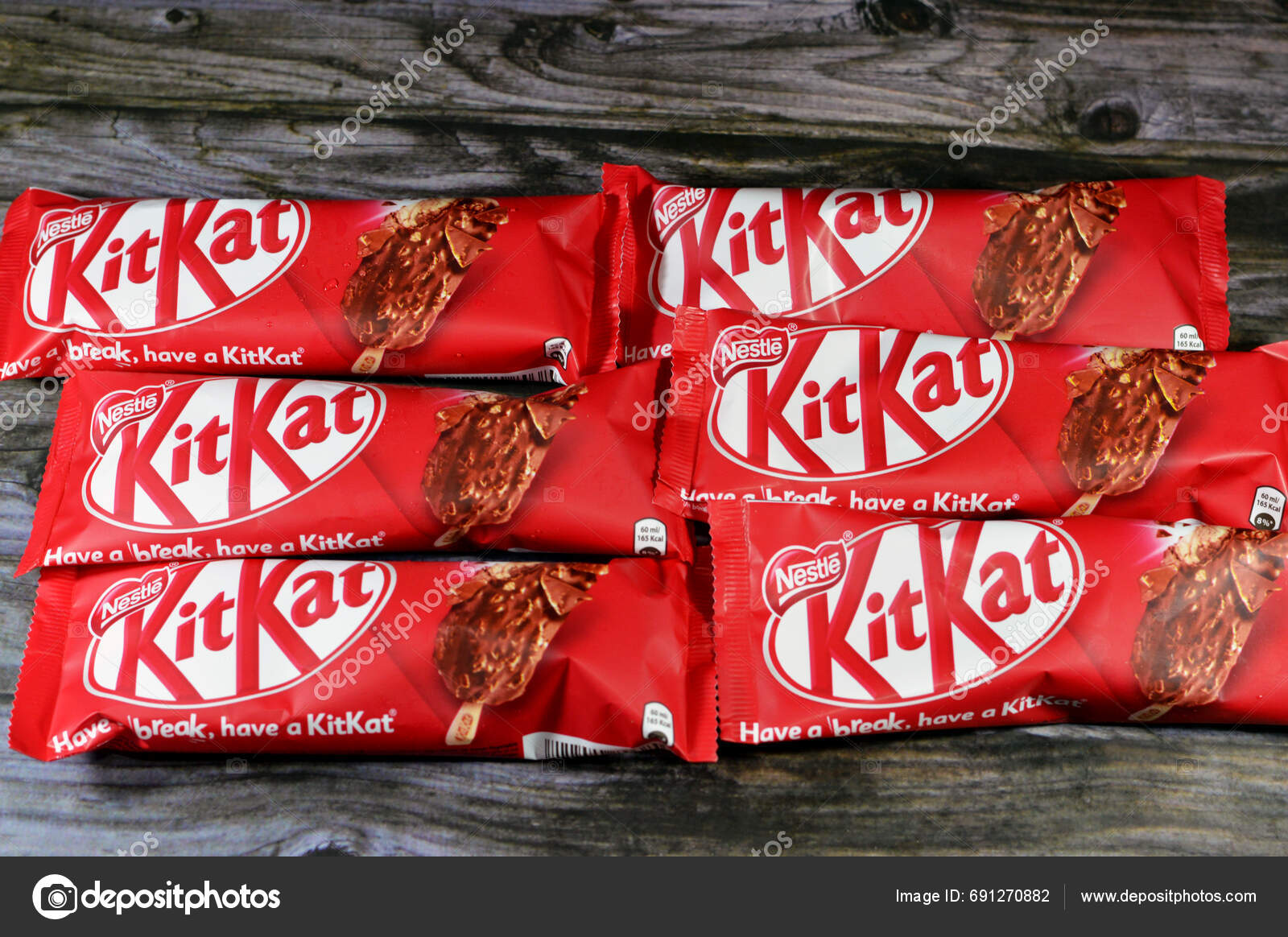 Cairo Egypt December 2023 Kitkat Stick Ice Cream Vegetable Fat — Stock ...