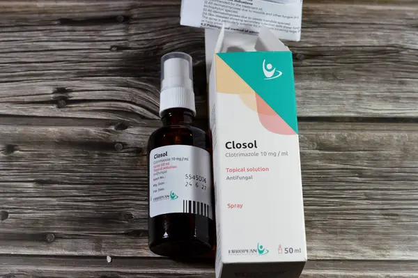 El Cairo, Egipto, 29 de septiembre de 2024: Closol clotrimazol 10 mg ...