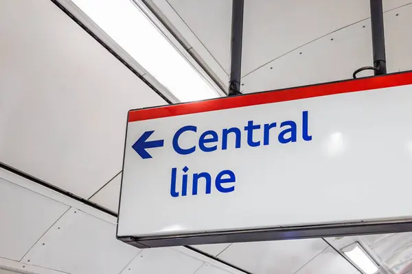 Central line Stock Photos, Royalty Free Central line Images | Depositphotos