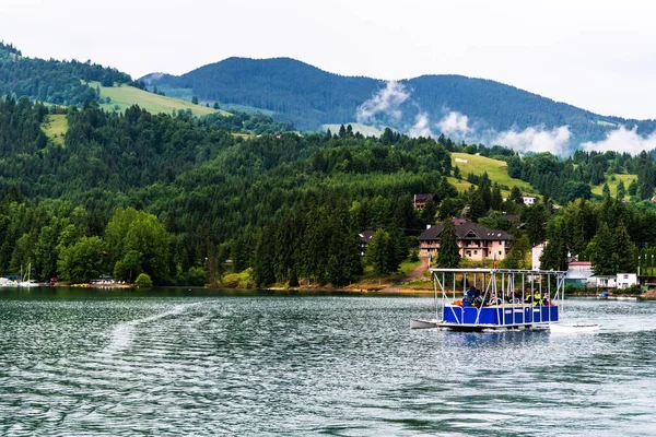 COLIBITA, ROMANIA - JUNE 26, 2023: Landscape of Colibita lake, the sea ...