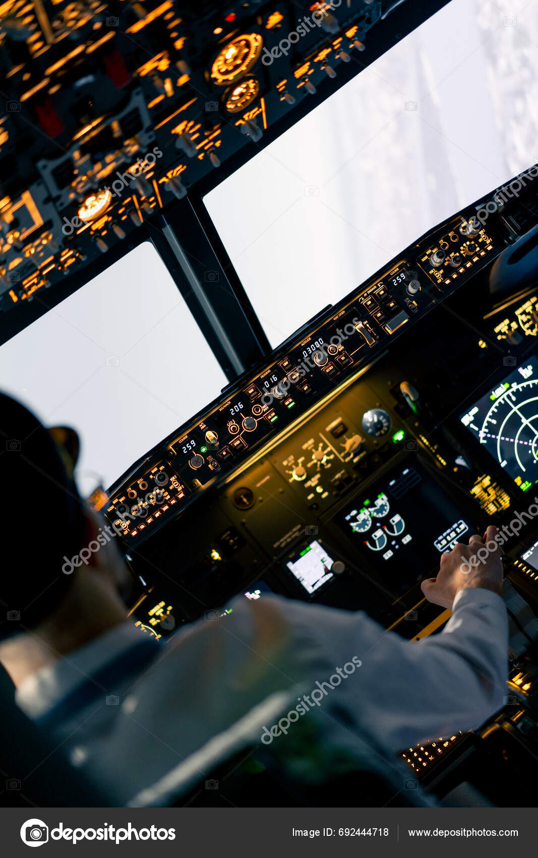Pilot Cockpit Controls Plane Flight Turbulence Flight Simulator ...