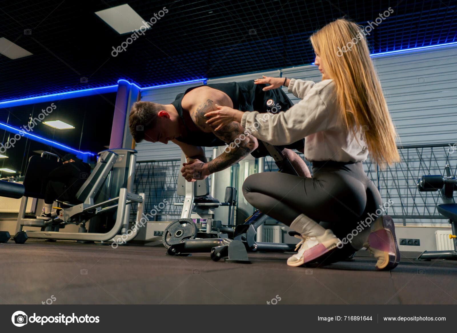 Pair Training Coach Guy Girl Controls Work Pumping Back Exercise ...