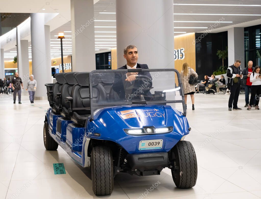 Estambul - Turquía - diciembre, 2022: iGA Buggy service electric ...