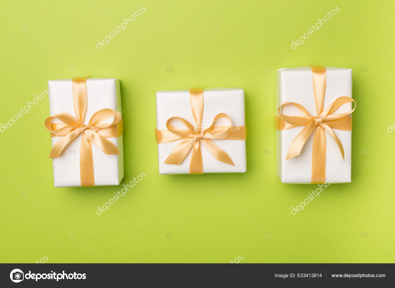 White Gift Boxes Color Background Top View — Stock Photo © Liami #633413814
