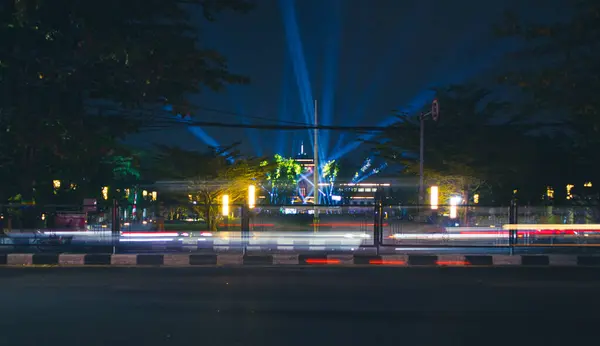 Traffic light queue Stock Photos, Royalty Free Traffic light queue ...