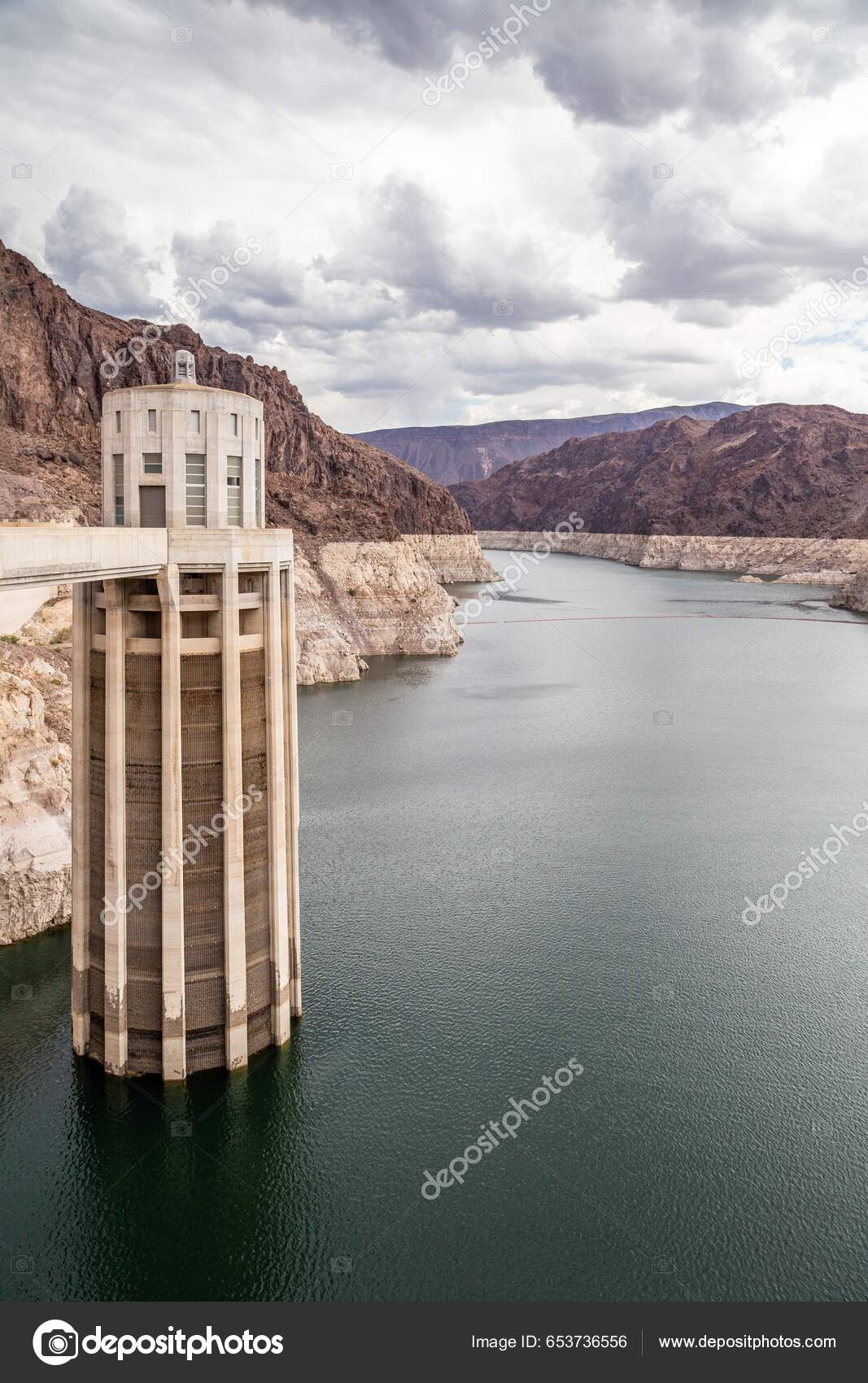 Low Water Level Lake Mead Seen Top Hoover Dam — Stock Photo © wirestock ...