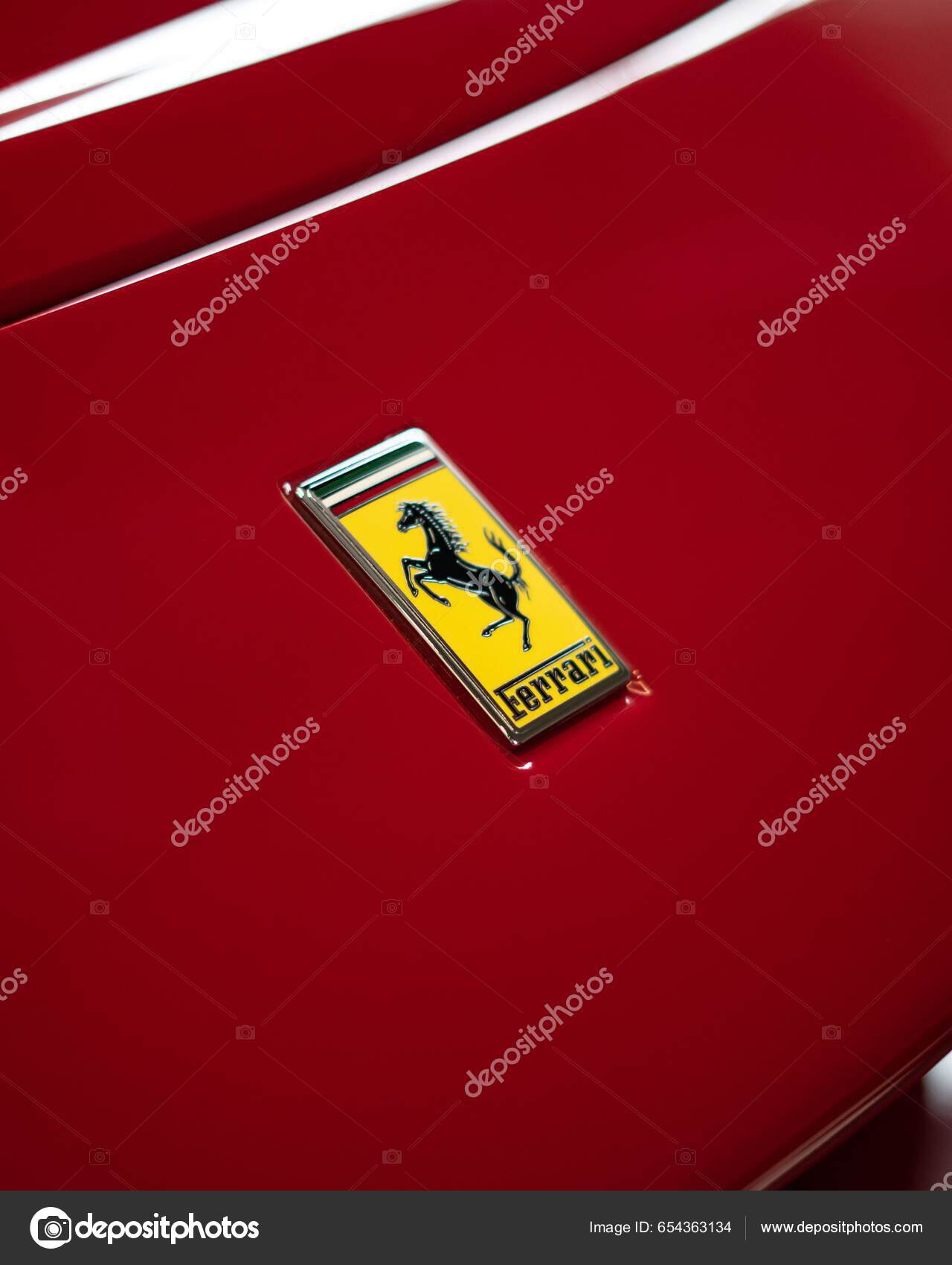 Ferrari Front Fender Badge Car Show Belo Horizonte Brazil — Stock ...