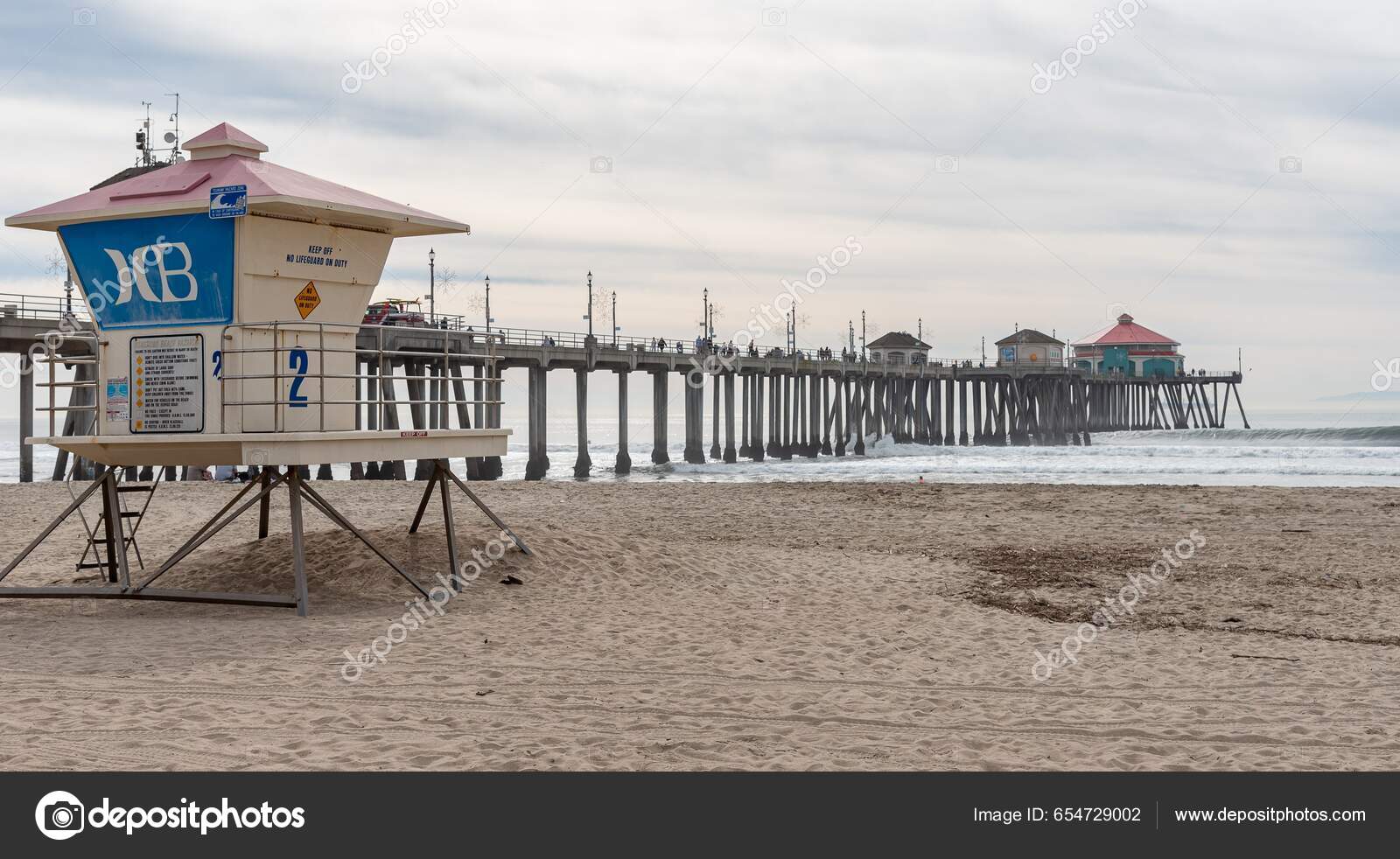 Huntington Beach Pier Lifeguard Tower Huntington Beach California ...