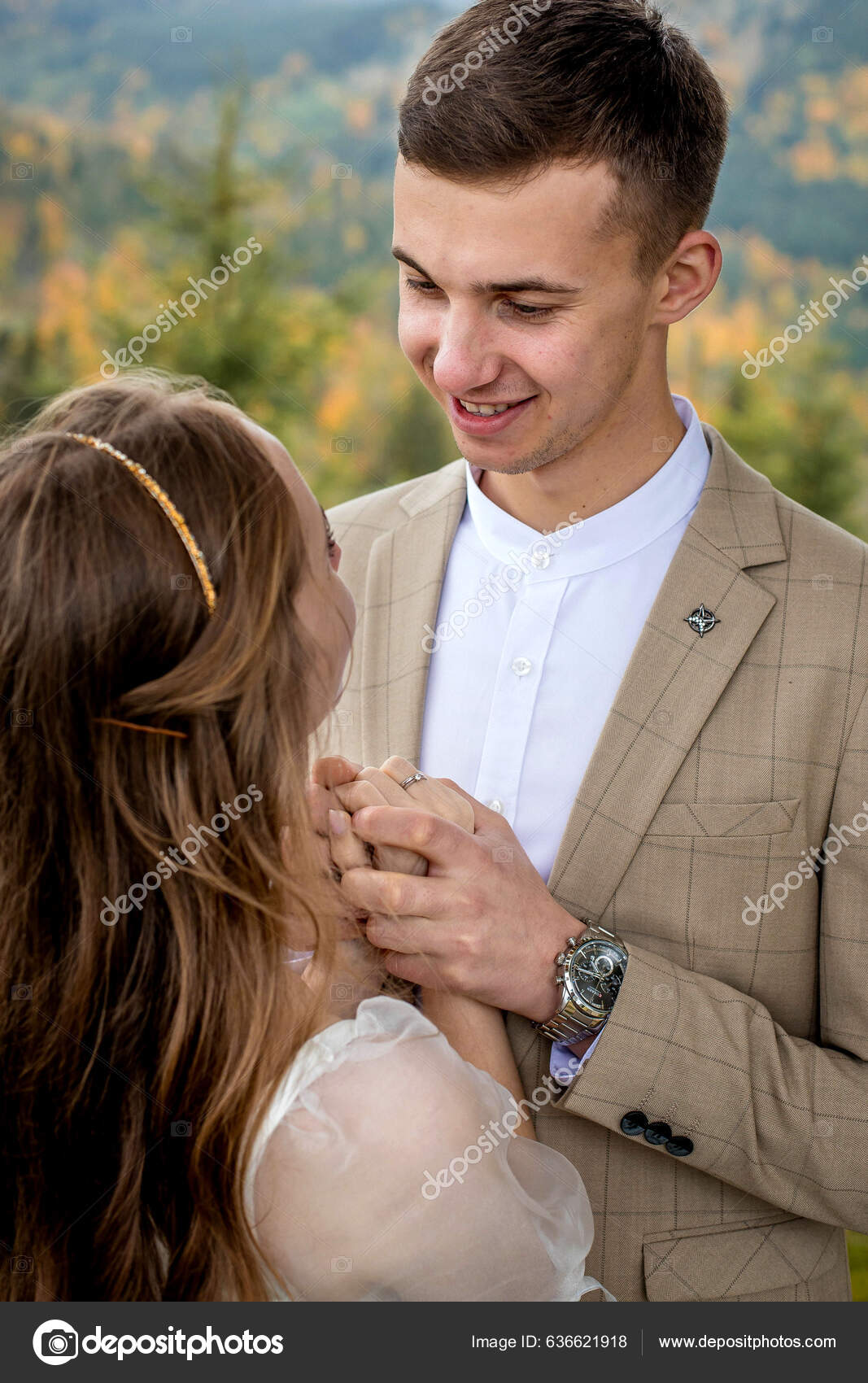 Bride Looks Groom Loving Eyes Smiling Newlyweds Look Each Other's ...